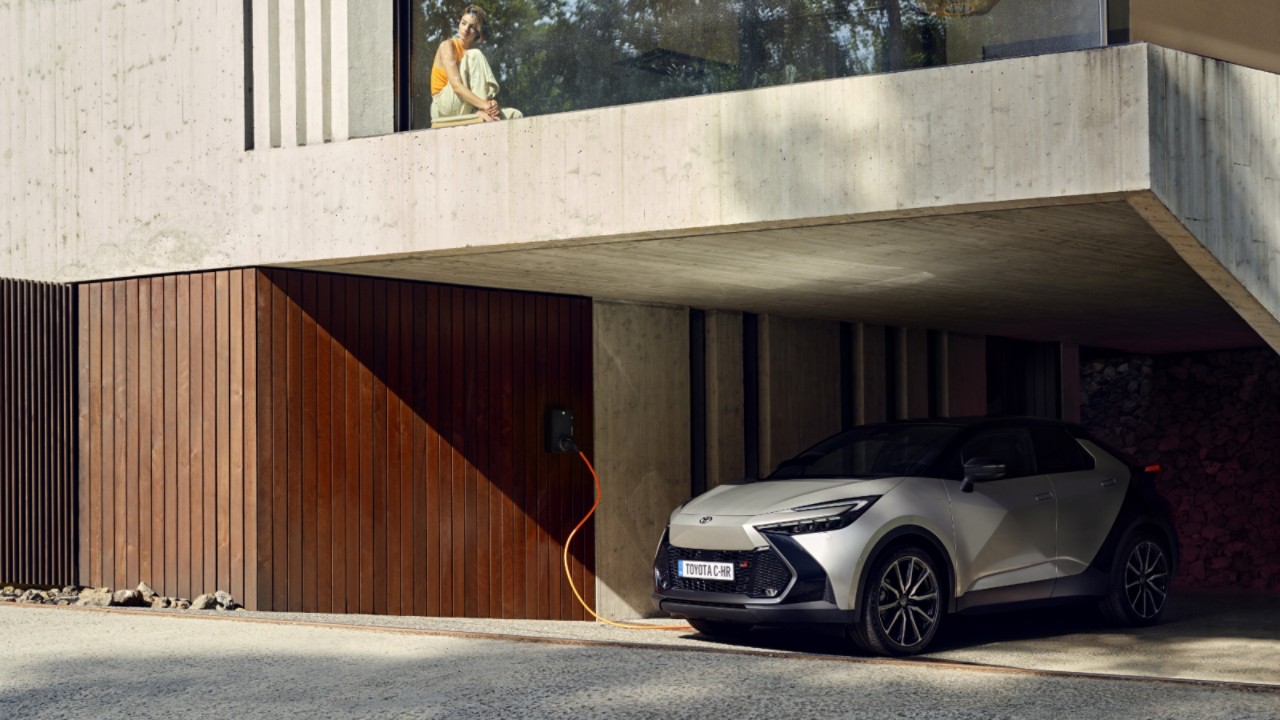 Toyota Koszalin - Domowa ładowarka Toyota HomeCharge | TOYOTA